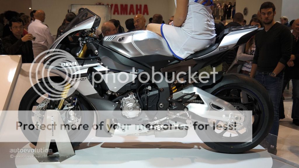 Opinions on R1M paint scheme change.. | Yamaha R1 Forum: YZF-R1 Forums