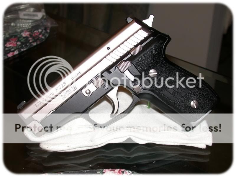 WTB Sig P229 .40 Two-Tone - Calguns.net