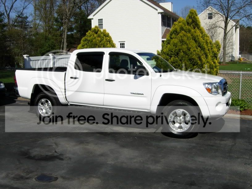 finally a pic of the rust... | Toyota Nation Forum